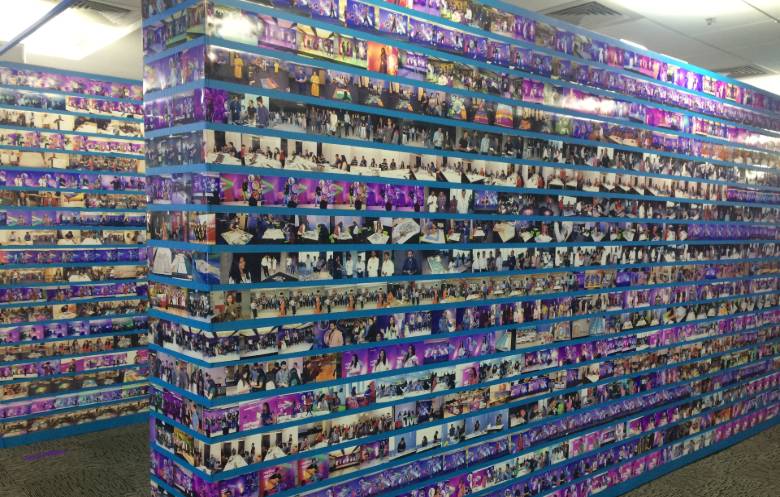 Longest line of photographs | Guinness World Records