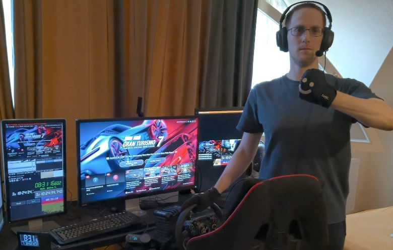 Longest videogame marathon playing a racing simulator game | Guinness ...