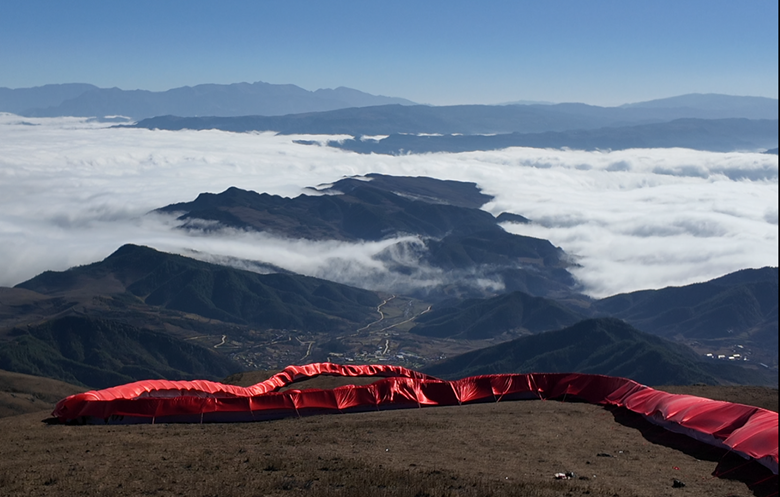 Largest object unveiled | Guinness World Records